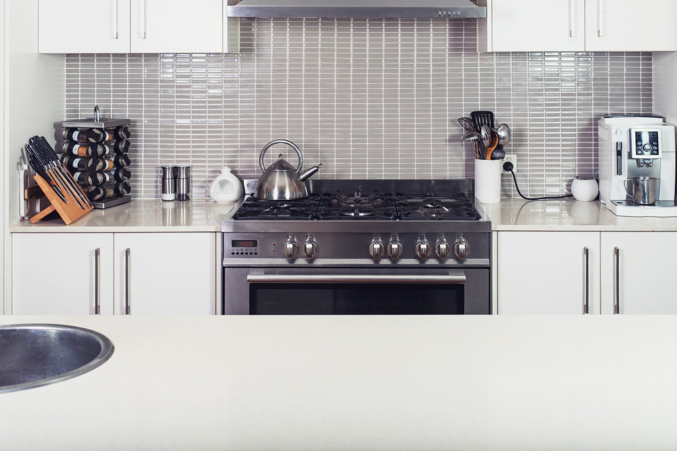 The Most Popular Kitchen Range Types for Home Cooking